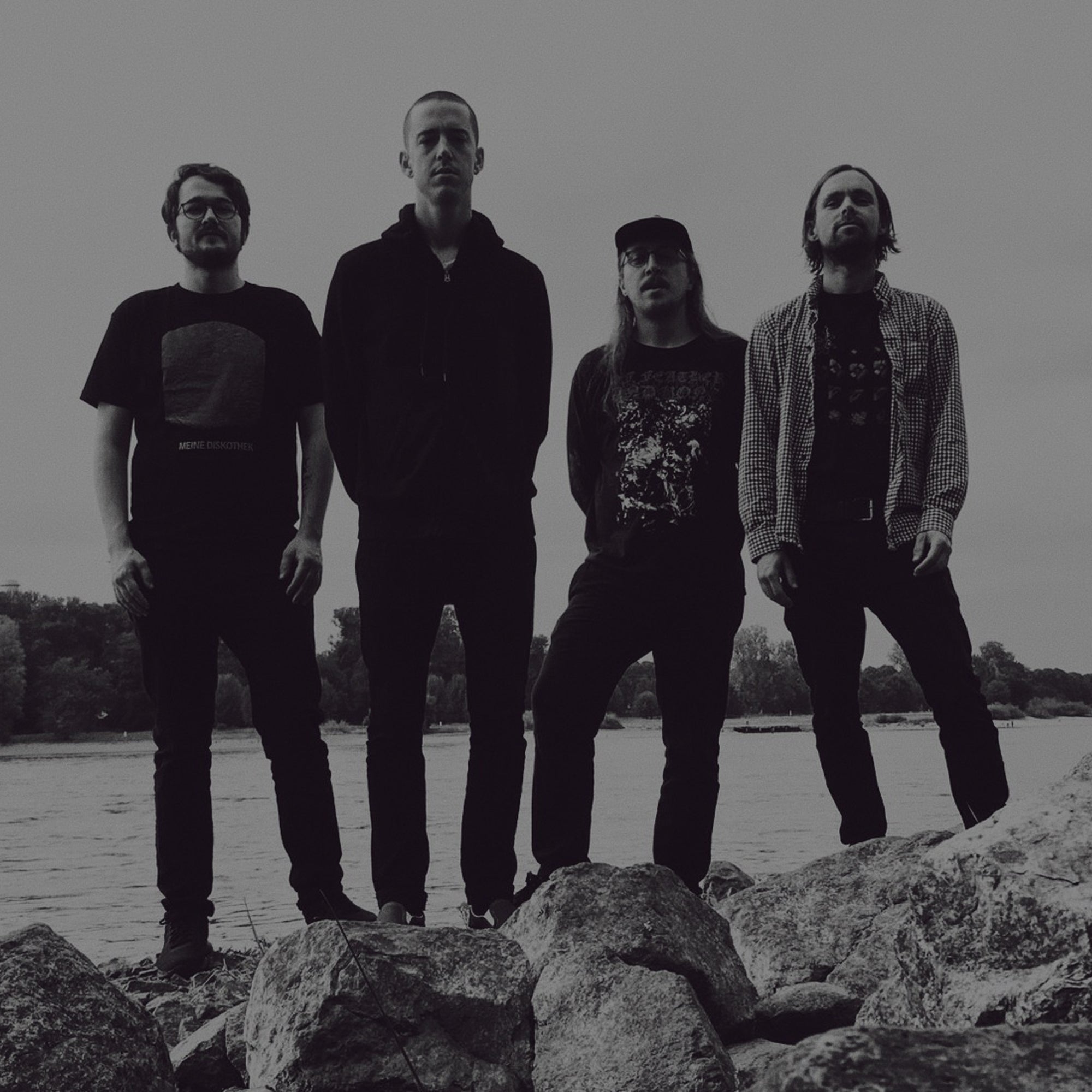 WREN UNVEIL NEW TRACK 'CROSSED OUT SPECIES' – Gizeh Records